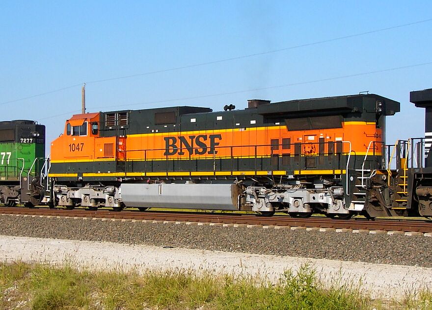 BNSF 1047